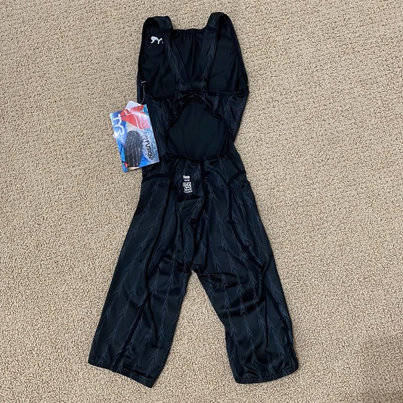 TYR | Swim | New Tyr Fusion2 Aeroback Short John Race Suit For Women ...
